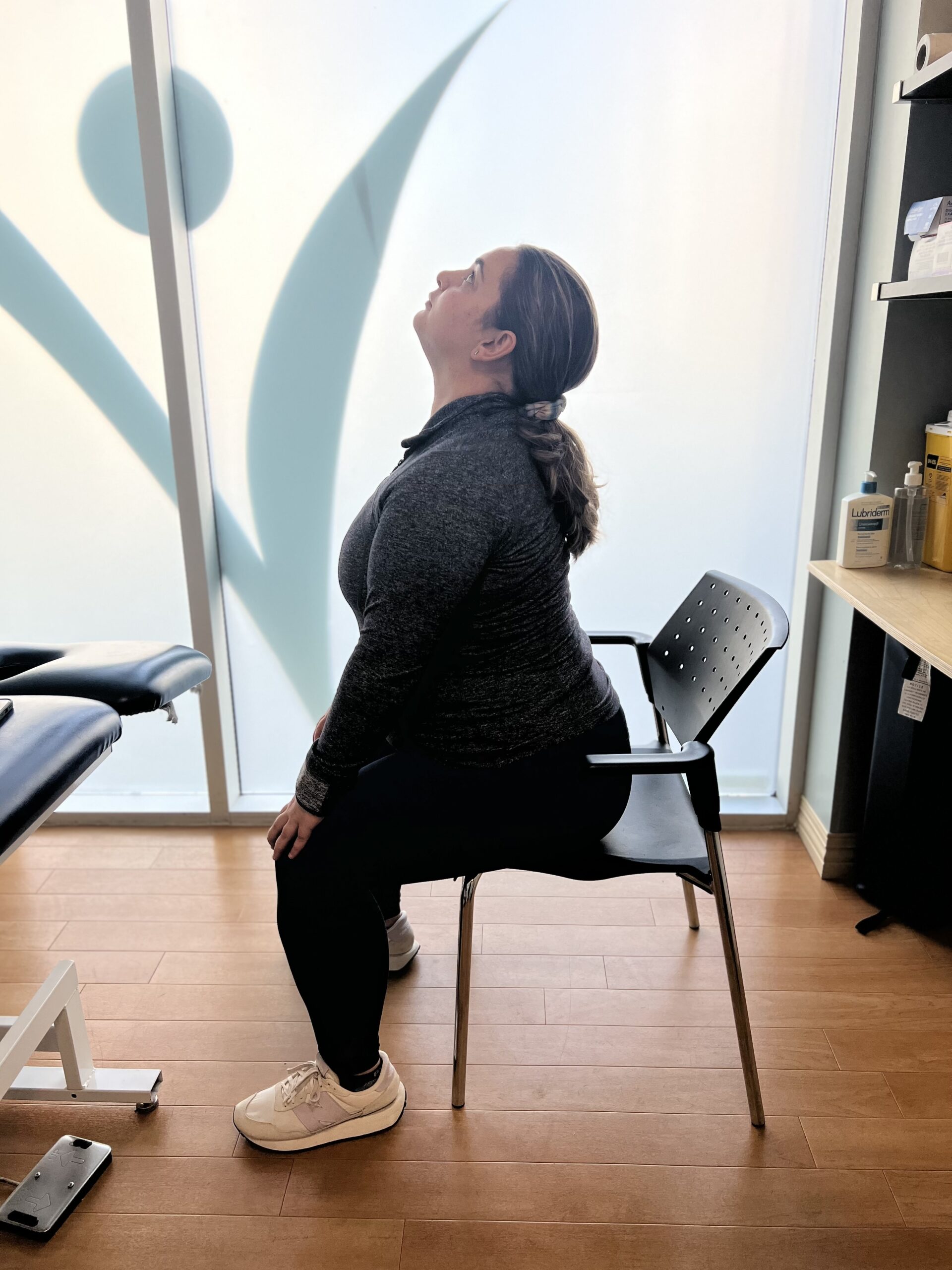 Top 5 Exercises to Get Rid of Back and Neck Pain at Your Desk